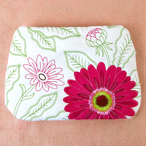 Blossoming Applique Zipper Pouch (In-the-Hoop) Blossoming Applique Zipper Pouch (In-the-Hoop)