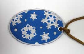 Snowflake Luggage Tag (In-the-Hoop)