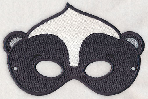 Woodland Skunk Mask - Small