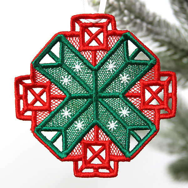 Festive Yuletide Ornament 1 (Lace)
